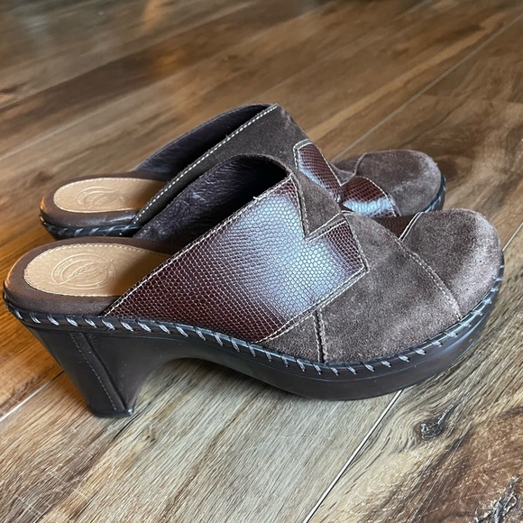 Nurture by Lamaze | Shoes | Nurture Caden Suede Leather Clogs Patchwork ...